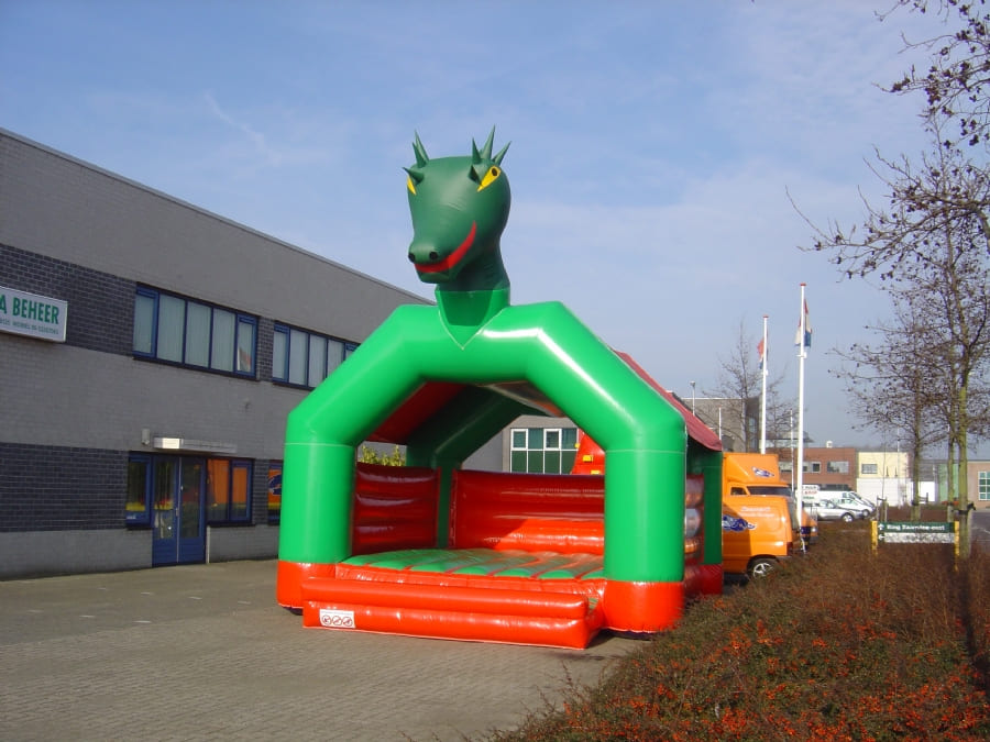Draken Springkussen - Reemark Attractieverhuur