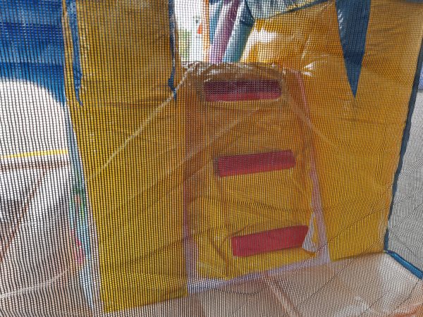 Springkussen Beach Slide huren? Huur eenvoudig bij Reemark